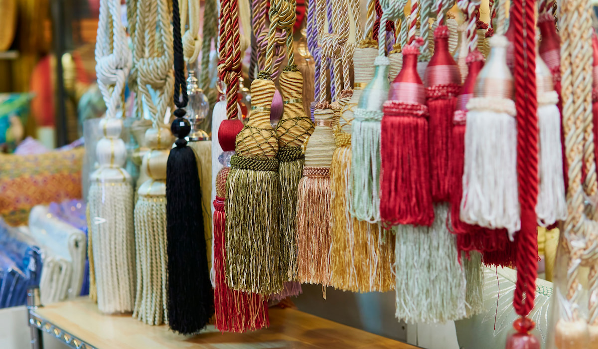 11 Creative Ideas Using Embroidery Thread - Cool Gross Weird