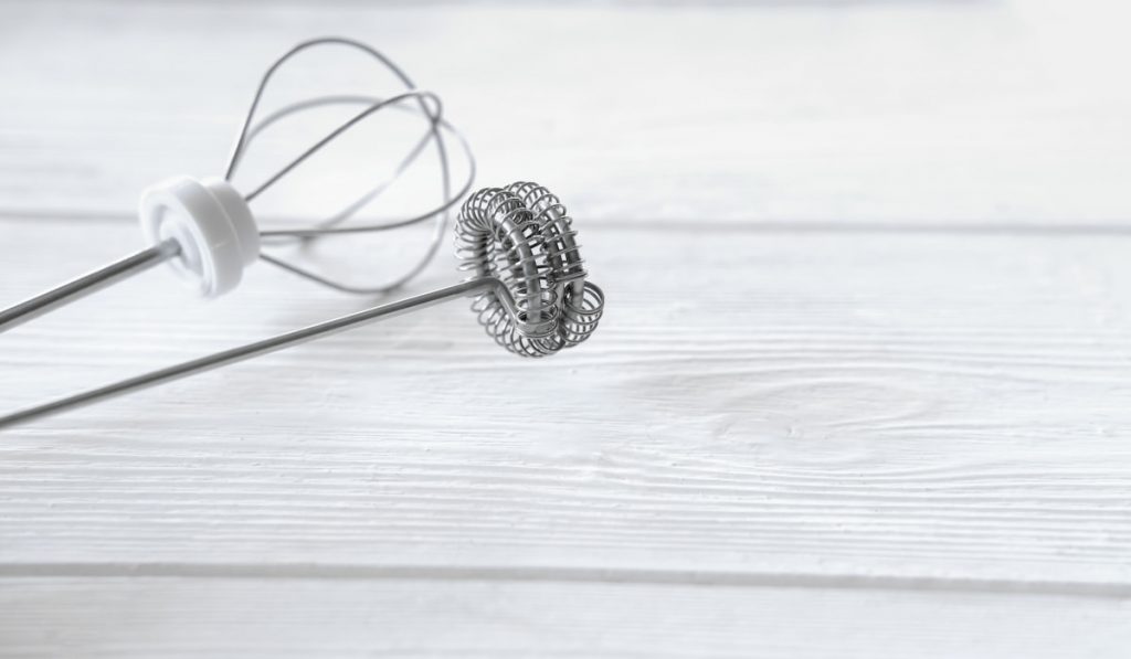 11 Creative Ideas Using Embroidery Thread - Cool Gross Weird